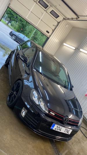 Black Volkswagen Golf 2009 in Turi, with an engine capacity of 2.00 L and mileage of 238 thousand km for 8500 €, photo  on AUTOMOTO.COM.LV