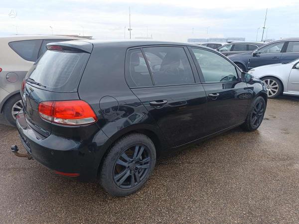 Melns Volkswagen Golf 2009 Marijampole, ar dzinēja tilpumu 1.97 L un nobraukumu 247 tūkst. km par 3499 €, foto 2 vietnē AUTOMOTO.COM.LV