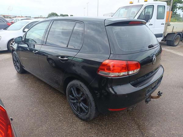 Melns Volkswagen Golf 2009 Marijampole, ar dzinēja tilpumu 1.97 L un nobraukumu 247 tūkst. km par 3499 €, foto 5 vietnē AUTOMOTO.COM.LV