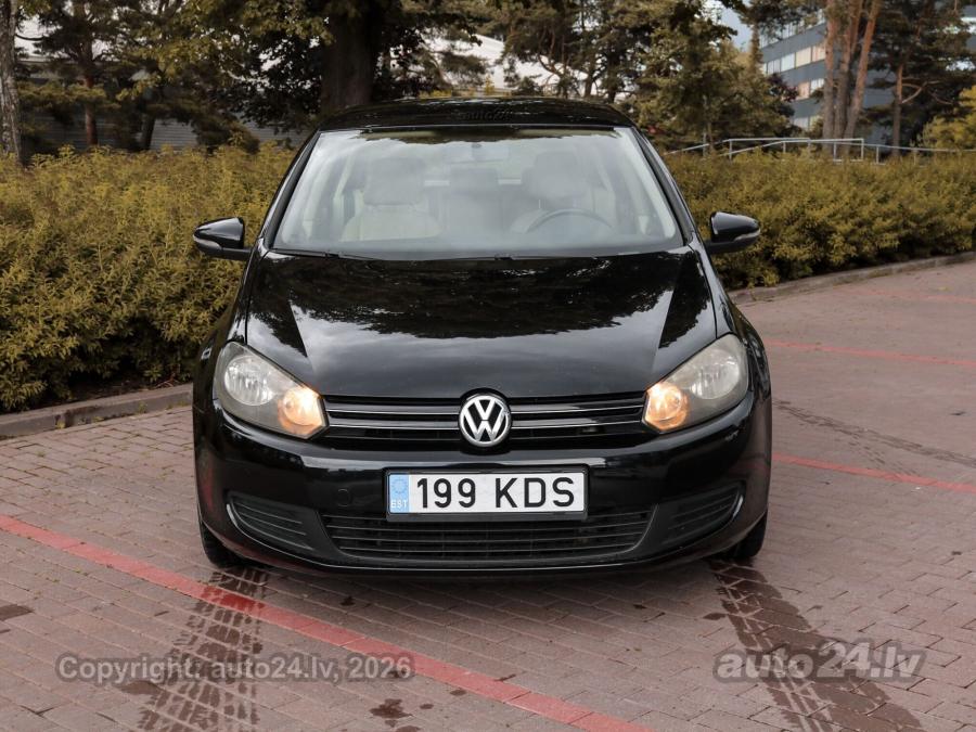 Melns Volkswagen Golf 2009 Tallina, ar dzinēja tilpumu 2.00 L un nobraukumu 325 tūkst. km par 3350 €, foto 3 vietnē AUTOMOTO.COM.LV