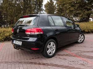 Melns Volkswagen Golf 2009 Tallina, ar dzinēja tilpumu 2.00 L un nobraukumu 325 tūkst. km par 3350 €, foto 9 vietnē AUTOMOTO.COM.LV