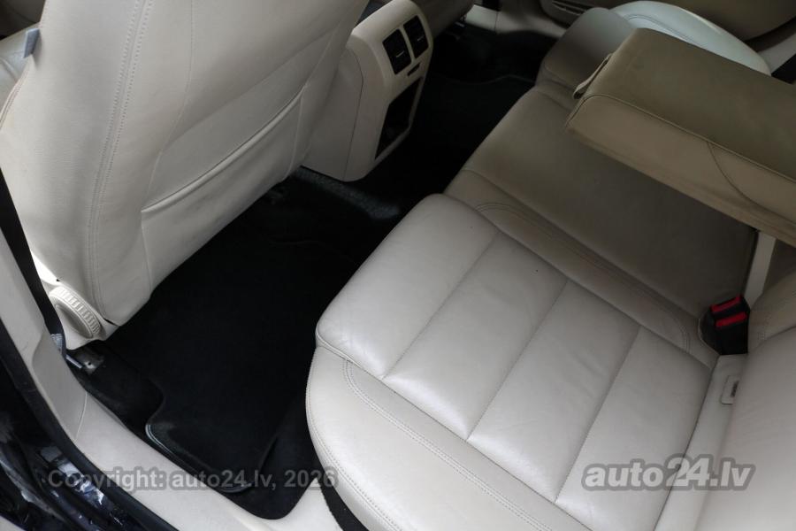 Melns Volkswagen Golf 2009 Tallina, ar dzinēja tilpumu 2.00 L un nobraukumu 325 tūkst. km par 3350 €, foto 14 vietnē AUTOMOTO.COM.LV