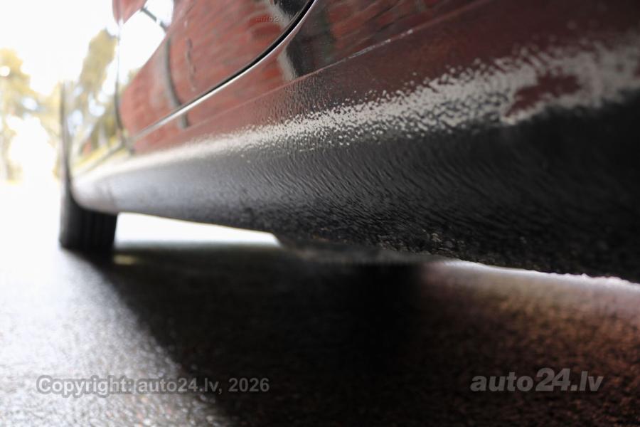 Melns Volkswagen Golf 2009 Tallina, ar dzinēja tilpumu 2.00 L un nobraukumu 325 tūkst. km par 3350 €, foto 29 vietnē AUTOMOTO.COM.LV