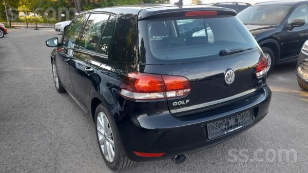 Black Volkswagen Golf 2009 in Riga, with an engine capacity of 1.60 L and mileage of 211 thousand km for 5500 €, photo 6 on AUTOMOTO.COM.LV