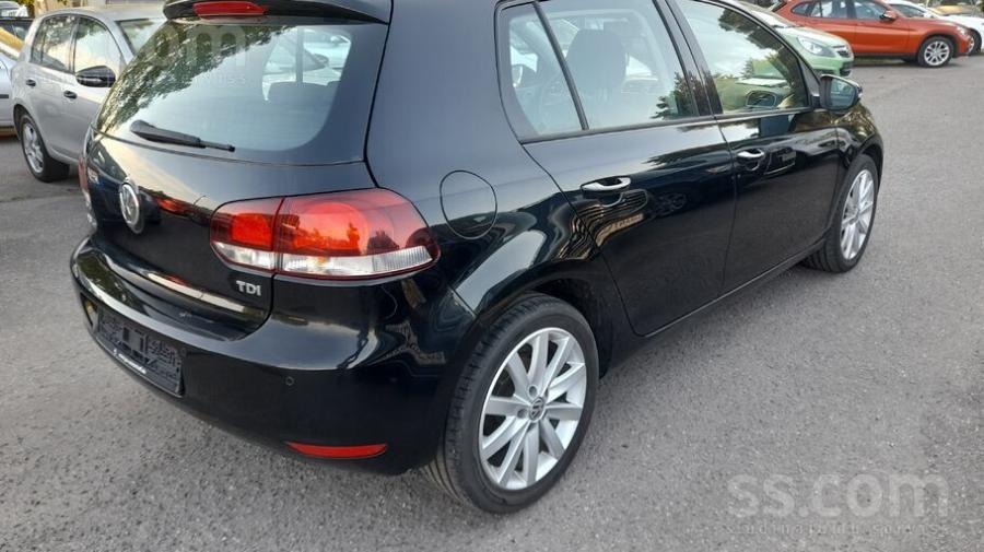 Black Volkswagen Golf 2009 in Riga, with an engine capacity of 1.60 L and mileage of 211 thousand km for 5500 €, photo 10 on AUTOMOTO.COM.LV