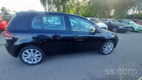 Black Volkswagen Golf 2009 in Riga, with an engine capacity of 1.60 L and mileage of 211 thousand km for 5500 €, photo 10 on AUTOMOTO.COM.LV