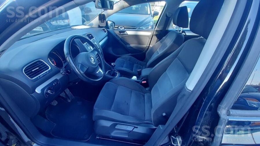 Black Volkswagen Golf 2009 in Riga, with an engine capacity of 1.60 L and mileage of 211 thousand km for 5500 €, photo 13 on AUTOMOTO.COM.LV