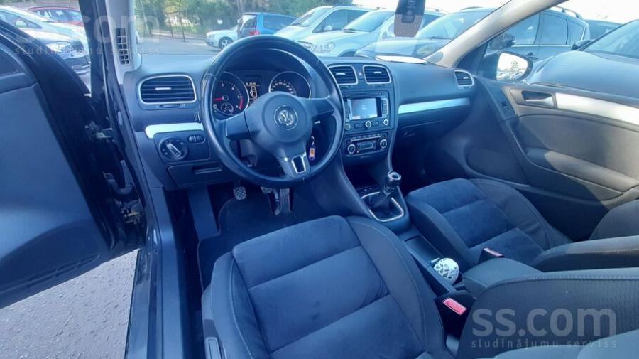 Black Volkswagen Golf 2009 in Riga, with an engine capacity of 1.60 L and mileage of 211 thousand km for 5500 €, photo 20 on AUTOMOTO.COM.LV