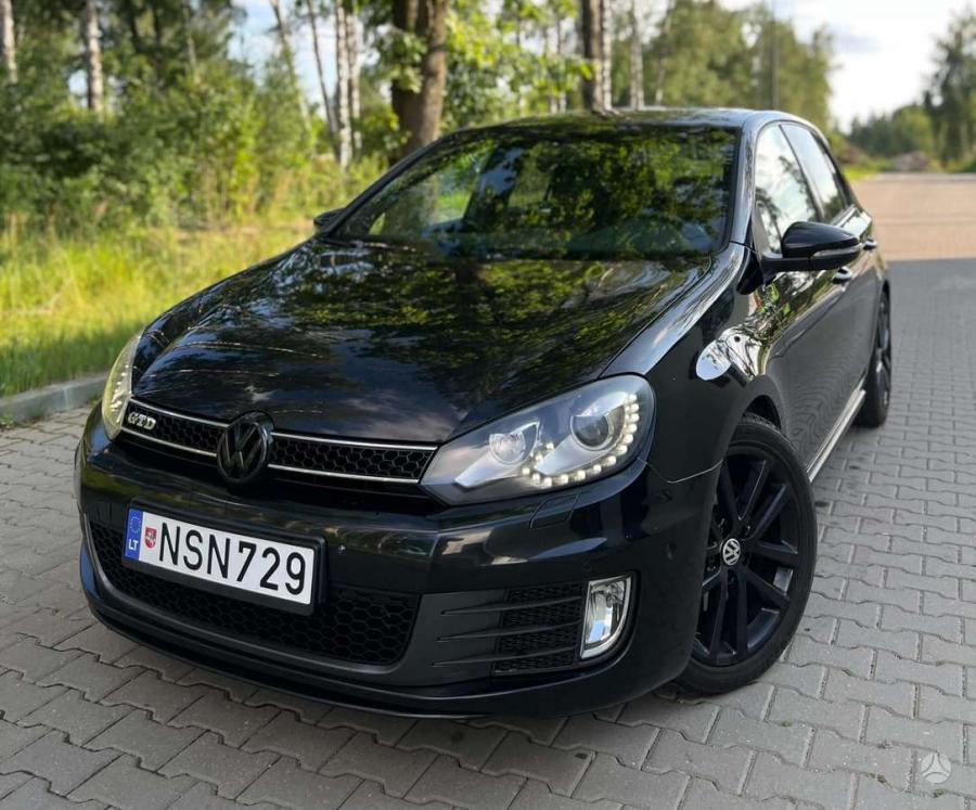 Black Volkswagen Golf 2009 in Kaunas, with an engine capacity of 1.97 L and mileage of 280 thousand km for 5650 €, photo 1 on AUTOMOTO.COM.LV