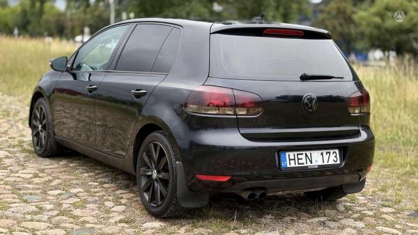 Black Volkswagen Golf 2009 in Vilnius, with an engine capacity of 1.97 L and mileage of 325 thousand km for 3000 €, photo 4 on AUTOMOTO.COM.LV