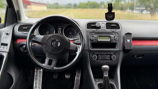 Black Volkswagen Golf 2009 in Vilnius, with an engine capacity of 1.97 L and mileage of 325 thousand km for 3000 €, photo 7 on AUTOMOTO.COM.LV