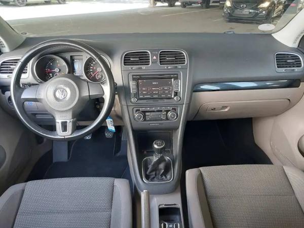 Melns Volkswagen Golf 2009 Limbaži, ar dzinēja tilpumu 2.00 L un nobraukumu 253 tūkst. km par 4950 €, foto 7 vietnē AUTOMOTO.COM.LV