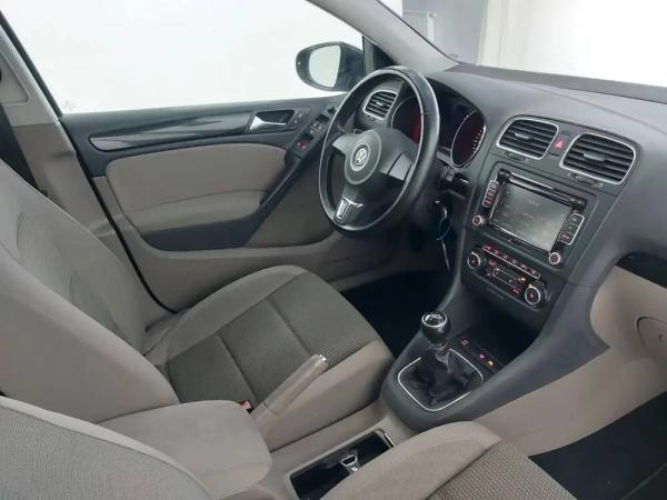 Melns Volkswagen Golf 2009 Limbaži, ar dzinēja tilpumu 2.00 L un nobraukumu 253 tūkst. km par 4950 €, foto 8 vietnē AUTOMOTO.COM.LV