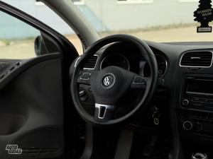 Melns Volkswagen Golf 2009 Šauļi, ar dzinēja tilpumu 2.00 L un nobraukumu 201 tūkst. km par 2250 €, foto 13 vietnē AUTOMOTO.COM.LV