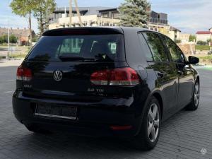 Black Volkswagen Golf 2009 in Rokiskis, with an engine capacity of 1.97 L and mileage of 295 thousand km for 2750 €, photo 9 on AUTOMOTO.COM.LV
