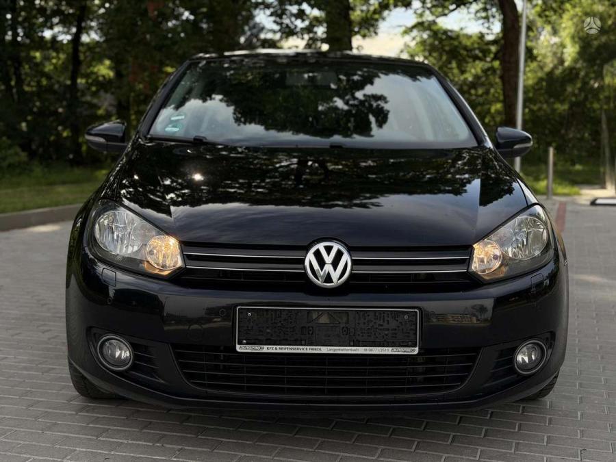Black Volkswagen Golf 2009 in Rokiskis, with an engine capacity of 1.97 L and mileage of 295 thousand km for 2750 €, photo 11 on AUTOMOTO.COM.LV