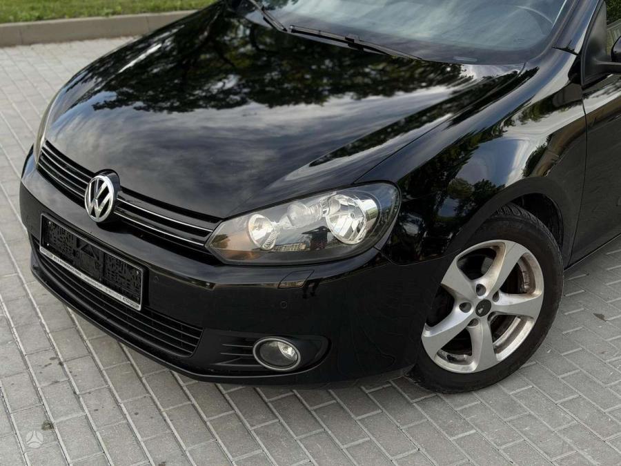 Black Volkswagen Golf 2009 in Rokiskis, with an engine capacity of 1.97 L and mileage of 295 thousand km for 2750 €, photo 14 on AUTOMOTO.COM.LV
