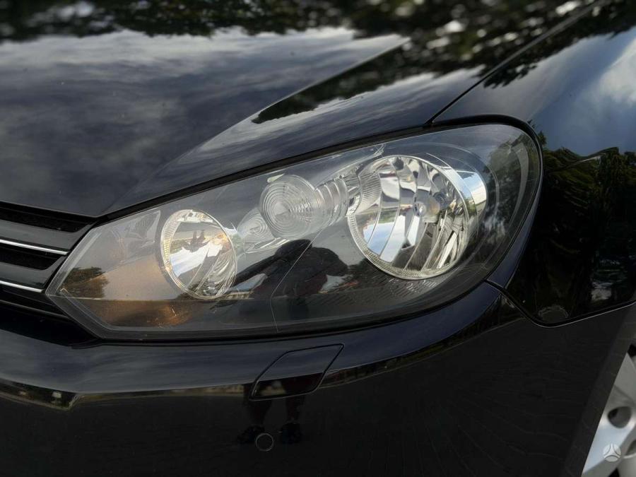 Black Volkswagen Golf 2009 in Rokiskis, with an engine capacity of 1.97 L and mileage of 295 thousand km for 2750 €, photo 18 on AUTOMOTO.COM.LV