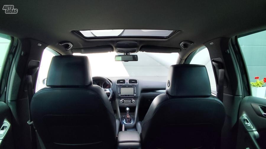 Melns Volkswagen Golf 2009 Ramučiai, ar dzinēja tilpumu 2.00 L un nobraukumu 199 tūkst. km par 7950 €, foto 12 vietnē AUTOMOTO.COM.LV