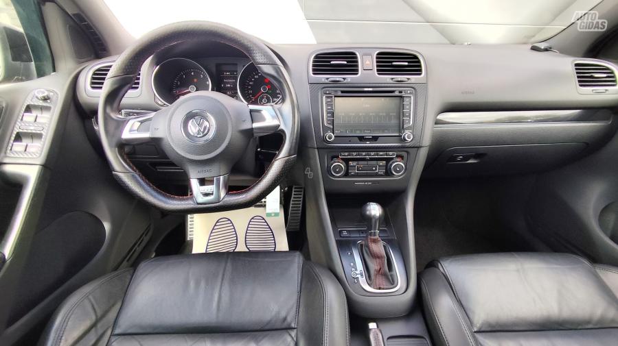 Melns Volkswagen Golf 2009 Ramučiai, ar dzinēja tilpumu 2.00 L un nobraukumu 199 tūkst. km par 7950 €, foto 13 vietnē AUTOMOTO.COM.LV
