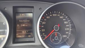 Melns Volkswagen Golf 2009 Ramučiai, ar dzinēja tilpumu 2.00 L un nobraukumu 199 tūkst. km par 7950 €, foto 14 vietnē AUTOMOTO.COM.LV