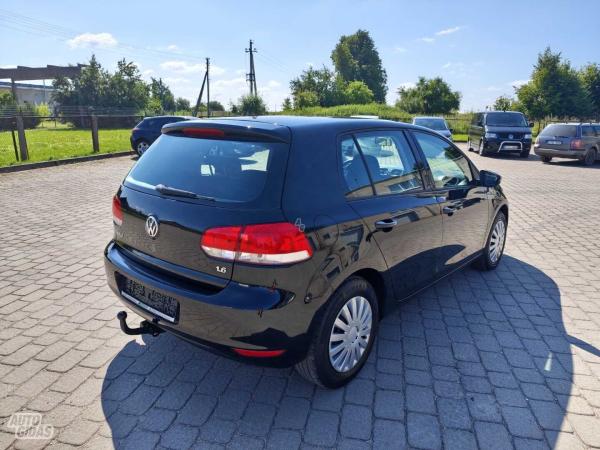 Melns Volkswagen Golf 2009 Marijampole, ar dzinēja tilpumu 1.60 L un nobraukumu 210 tūkst. km par 3650 €, foto 3 vietnē AUTOMOTO.COM.LV