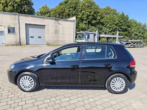 Melns Volkswagen Golf 2009 Marijampole, ar dzinēja tilpumu 1.60 L un nobraukumu 210 tūkst. km par 3650 €, foto 5 vietnē AUTOMOTO.COM.LV
