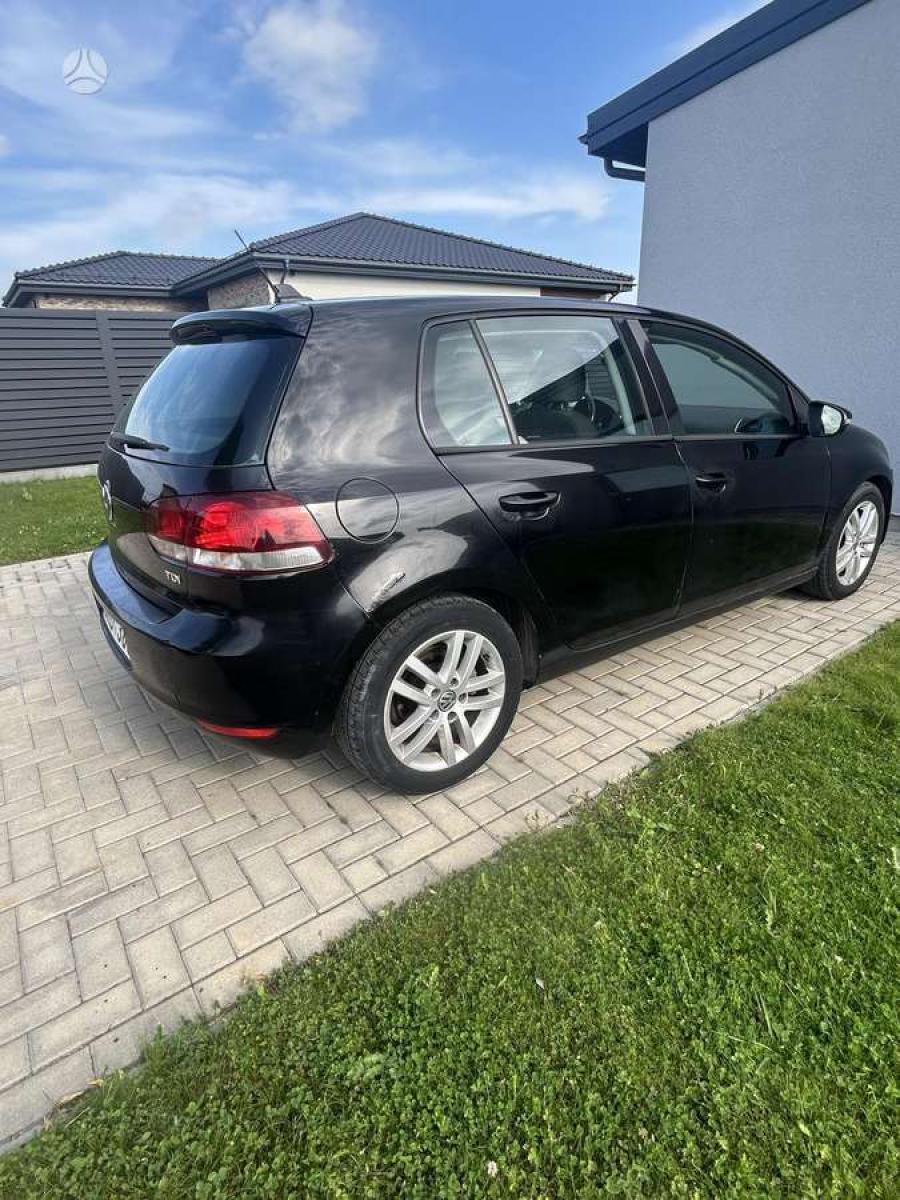 Black Volkswagen Golf 2009 in Kaunas, with an engine capacity of 1.97 L and mileage of 313 thousand km for 3200 €, photo 7 on AUTOMOTO.COM.LV