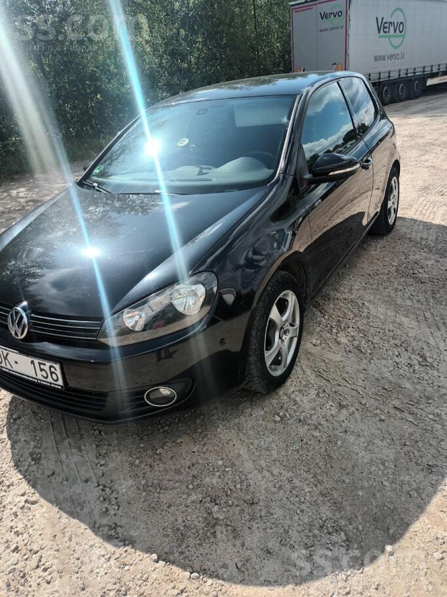 Melns Volkswagen Golf 2009 Rīga, ar dzinēja tilpumu 1.40 L un nobraukumu 297 tūkst. km par 3550 €, foto 3 vietnē AUTOMOTO.COM.LV
