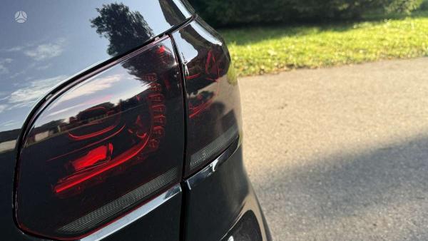 Black Volkswagen Golf 2009 in Vilnius, with an engine capacity of 1.39 L and mileage of 195 thousand km for 3550 €, photo 11 on AUTOMOTO.COM.LV
