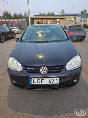 Melns Volkswagen Golf 2009 Viļņa, ar dzinēja tilpumu 1.90 L un nobraukumu 299 tūkst. km par 1500 €, foto 4 vietnē AUTOMOTO.COM.LV