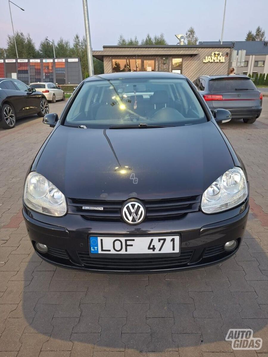 Melns Volkswagen Golf 2009 Viļņa, ar dzinēja tilpumu 1.90 L un nobraukumu 299 tūkst. km par 1500 €, foto 4 vietnē AUTOMOTO.COM.LV
