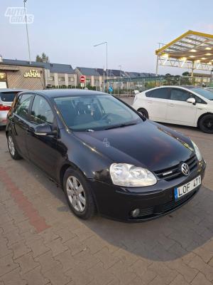 Melns Volkswagen Golf 2009 Viļņa, ar dzinēja tilpumu 1.90 L un nobraukumu 299 tūkst. km par 1500 €, foto 5 vietnē AUTOMOTO.COM.LV
