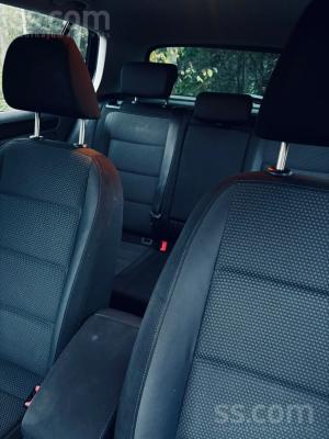Melns Volkswagen Golf 2009 Limbaži, ar dzinēja tilpumu 2.00 L un nobraukumu 395 tūkst. km par 2000 €, foto 5 vietnē AUTOMOTO.COM.LV