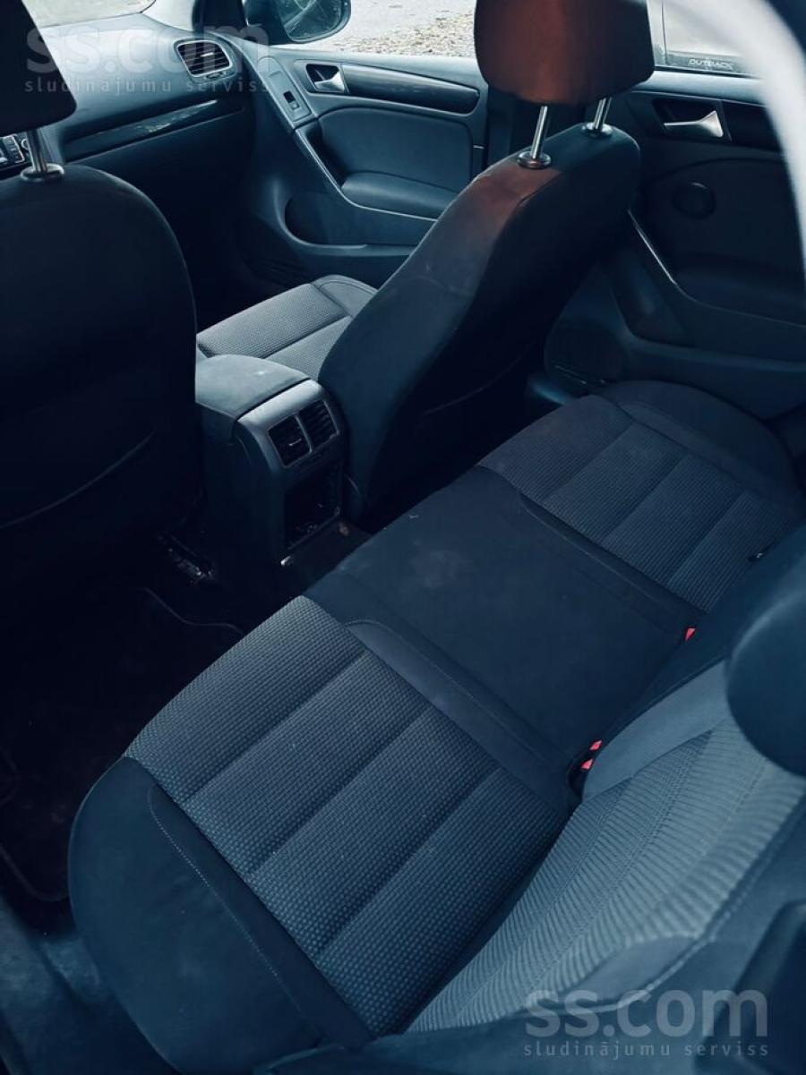 Melns Volkswagen Golf 2009 Limbaži, ar dzinēja tilpumu 2.00 L un nobraukumu 395 tūkst. km par 2000 €, foto 12 vietnē AUTOMOTO.COM.LV