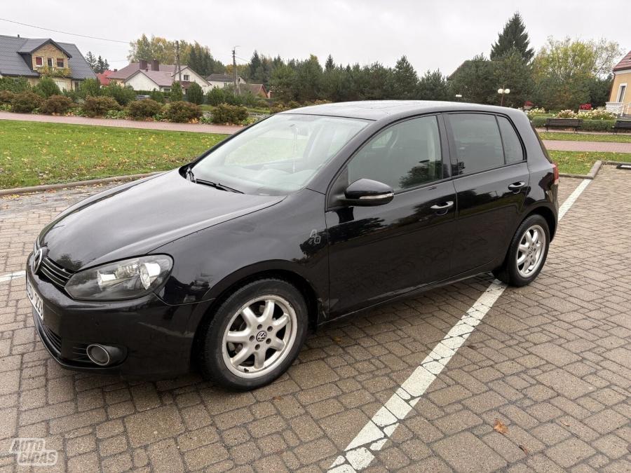 Melns Volkswagen Golf 2009 Kauņa, ar dzinēja tilpumu 2.00 L un nobraukumu 352 tūkst. km par 2600 €, foto 3 vietnē AUTOMOTO.COM.LV