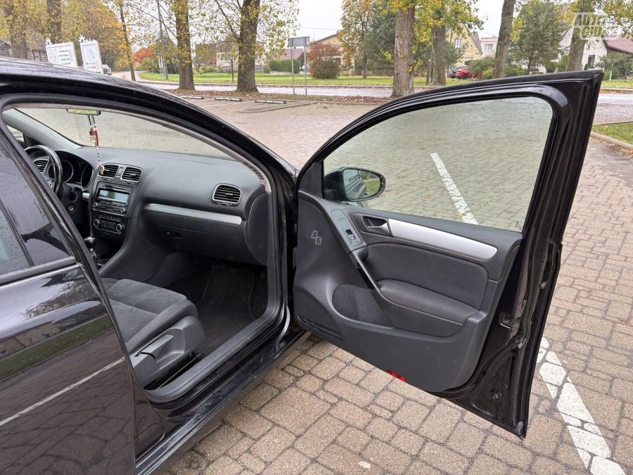Melns Volkswagen Golf 2009 Kauņa, ar dzinēja tilpumu 2.00 L un nobraukumu 352 tūkst. km par 2600 €, foto 15 vietnē AUTOMOTO.COM.LV