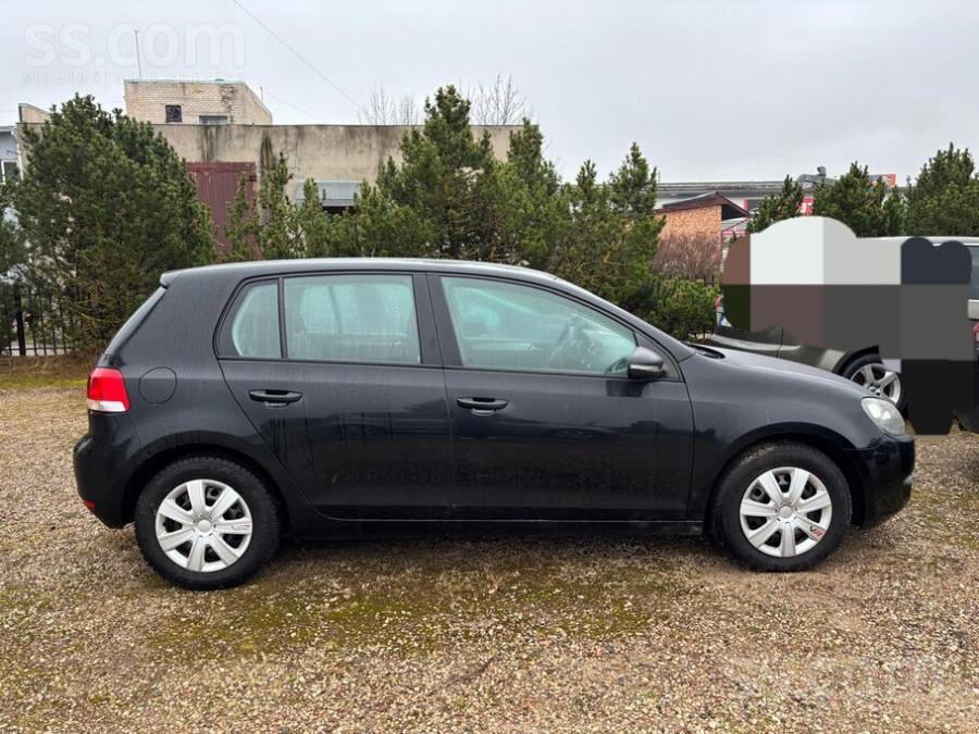 Black Volkswagen Golf 2010 in Tukums, with an engine capacity of 1.40 L and mileage of 196 thousand km for 2100 €, photo 1 on AUTOMOTO.COM.LV