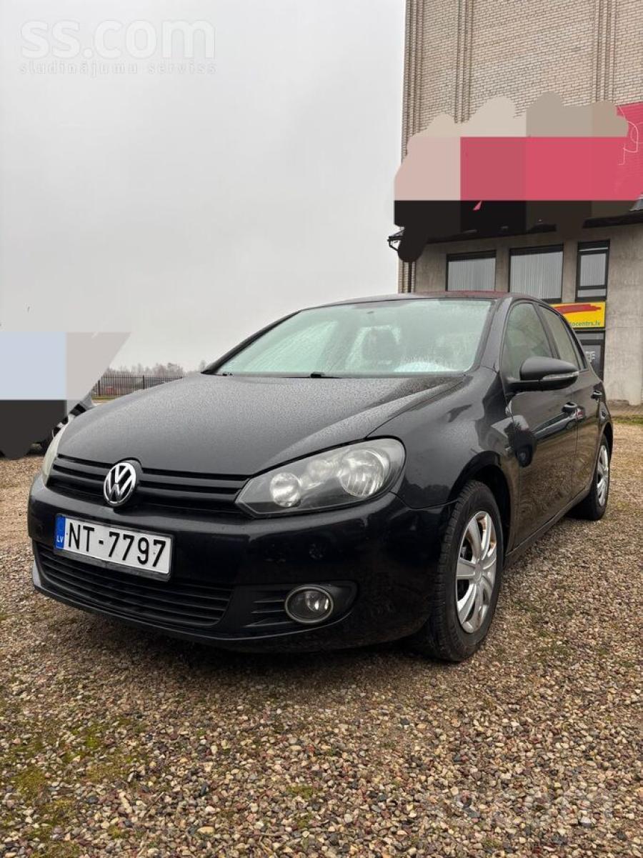 Black Volkswagen Golf 2010 in Tukums, with an engine capacity of 1.40 L and mileage of 196 thousand km for 2100 €, photo 3 on AUTOMOTO.COM.LV