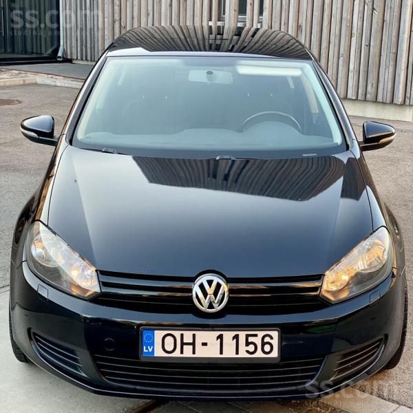 Black Volkswagen Golf 2010 in Jelgava, with an engine capacity of 1.40 L and mileage of 135 thousand km for 4500 €, photo 2 on AUTOMOTO.COM.LV