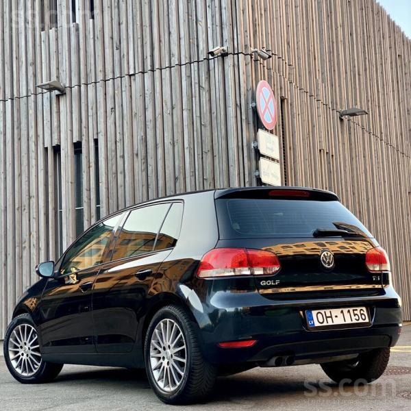 Black Volkswagen Golf 2010 in Jelgava, with an engine capacity of 1.40 L and mileage of 135 thousand km for 4500 €, photo 8 on AUTOMOTO.COM.LV