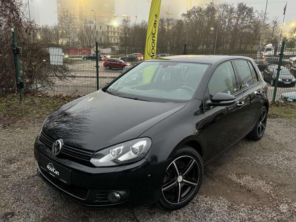 Melns Volkswagen Golf 2010 Viļņa, ar dzinēja tilpumu 1.39 L un nobraukumu 198 tūkst. km par 5000 €, foto 1 vietnē AUTOMOTO.COM.LV