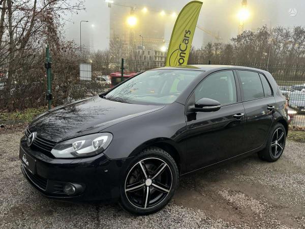 Melns Volkswagen Golf 2010 Viļņa, ar dzinēja tilpumu 1.39 L un nobraukumu 198 tūkst. km par 5000 €, foto 3 vietnē AUTOMOTO.COM.LV