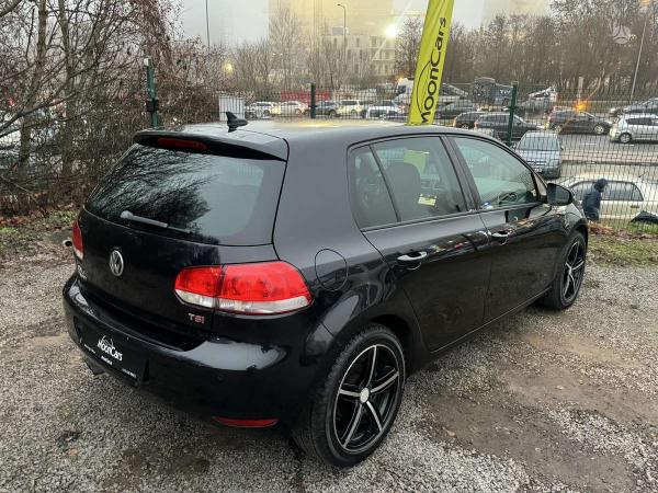 Melns Volkswagen Golf 2010 Viļņa, ar dzinēja tilpumu 1.39 L un nobraukumu 198 tūkst. km par 5000 €, foto 5 vietnē AUTOMOTO.COM.LV