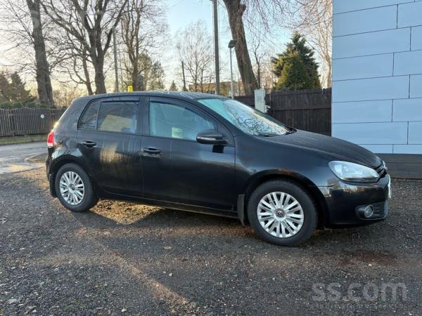 Black Volkswagen Golf 2010 in Riga, with an engine capacity of 1.40 L and mileage of 0 thousand km for 2750 €, photo 3 on AUTOMOTO.COM.LV