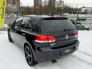 Black Volkswagen Golf 2010 in Vilnius, with an engine capacity of 1.39 L and mileage of 198 thousand km for 5000 €, photo 8 on AUTOMOTO.COM.LV