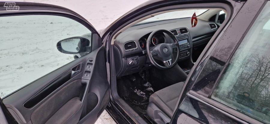 Melns Volkswagen Golf 2010 Kauņa, ar dzinēja tilpumu 1.60 L un nobraukumu 251 tūkst. km par 3500 €, foto 9 vietnē AUTOMOTO.COM.LV