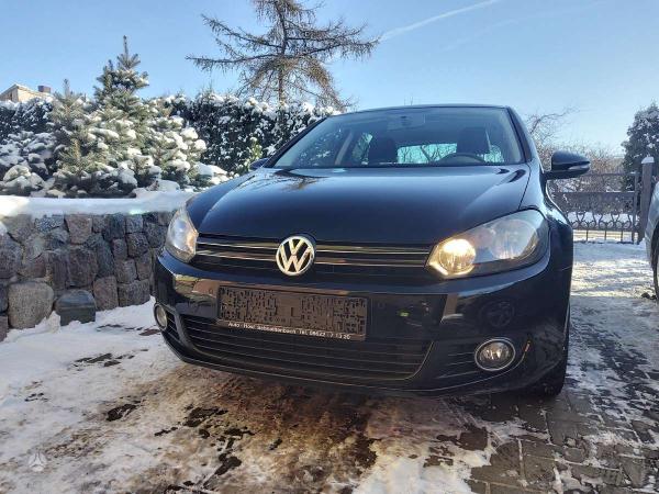 Melns Volkswagen Golf 2010 Rokiškis, ar dzinēja tilpumu 1.39 L un nobraukumu 141 tūkst. km par 2900 €, foto 1 vietnē AUTOMOTO.COM.LV