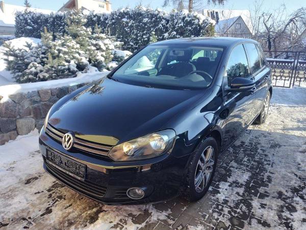 Melns Volkswagen Golf 2010 Rokiškis, ar dzinēja tilpumu 1.39 L un nobraukumu 141 tūkst. km par 2900 €, foto 2 vietnē AUTOMOTO.COM.LV