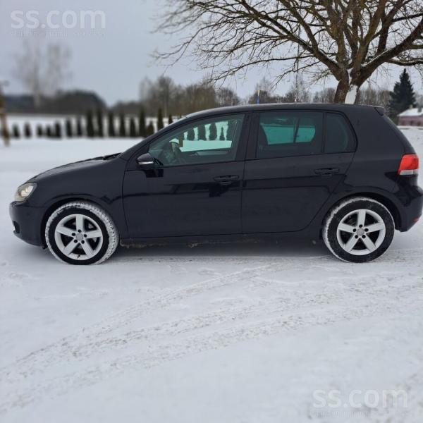 Melns Volkswagen Golf 2010 Rēzekne, ar dzinēja tilpumu 1.60 L un nobraukumu 0 tūkst. km par 4550 €, foto 4 vietnē AUTOMOTO.COM.LV